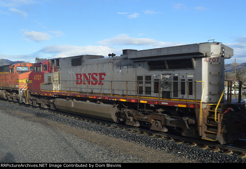 BNSF 4707